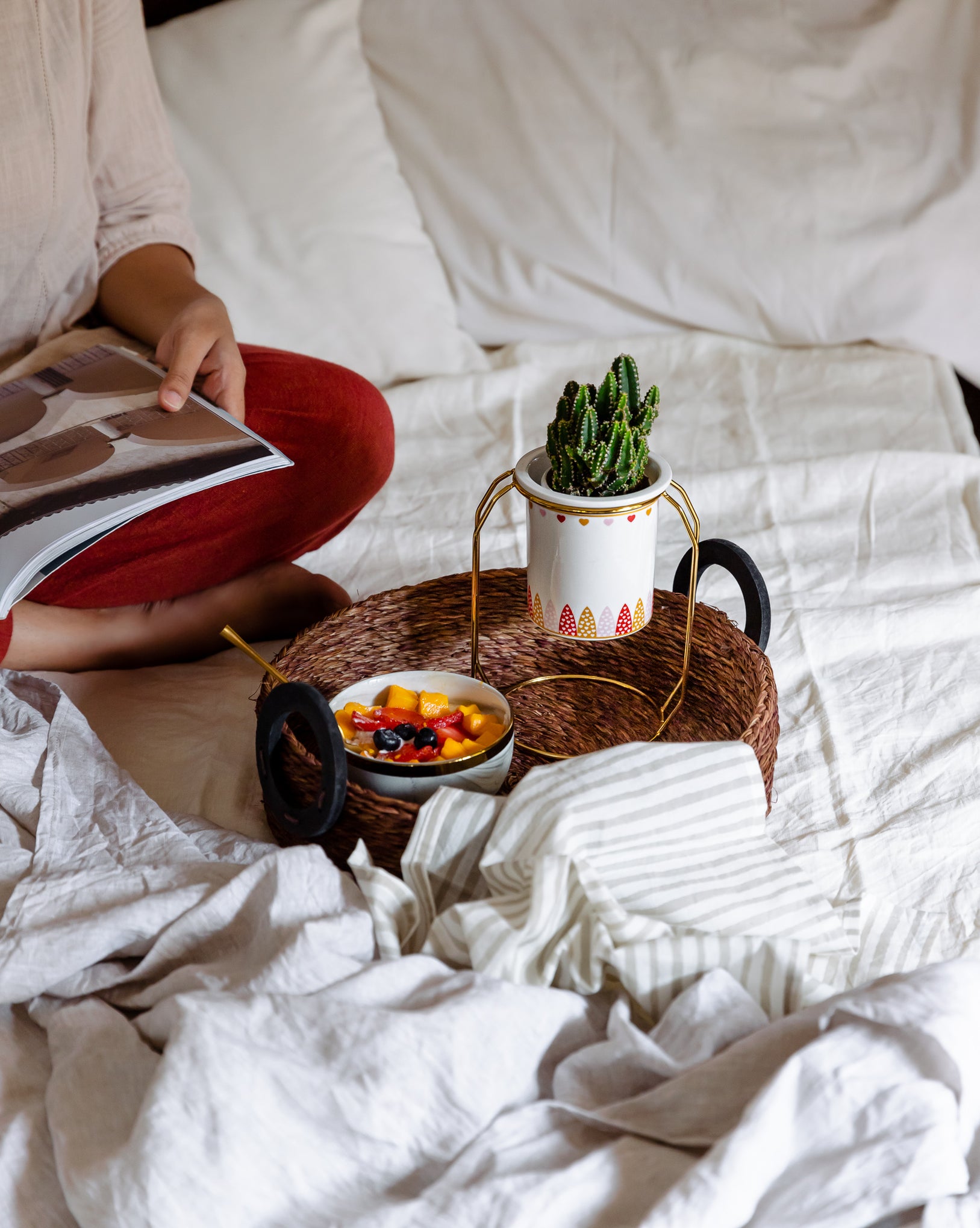 Isaaka, your one stop destination for Home Decor, Gifting and Styling ...